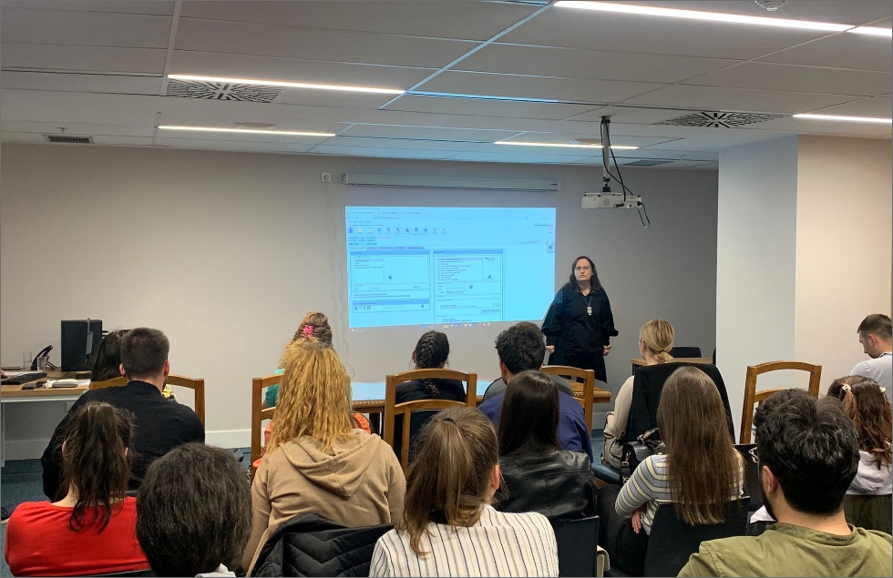 IFMSA-Serbia and Heliant: Lecture on the use of the information system ...